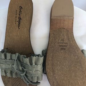 Sotto Sopra | Shoes | Sotto Sopra Sandals | Poshmark